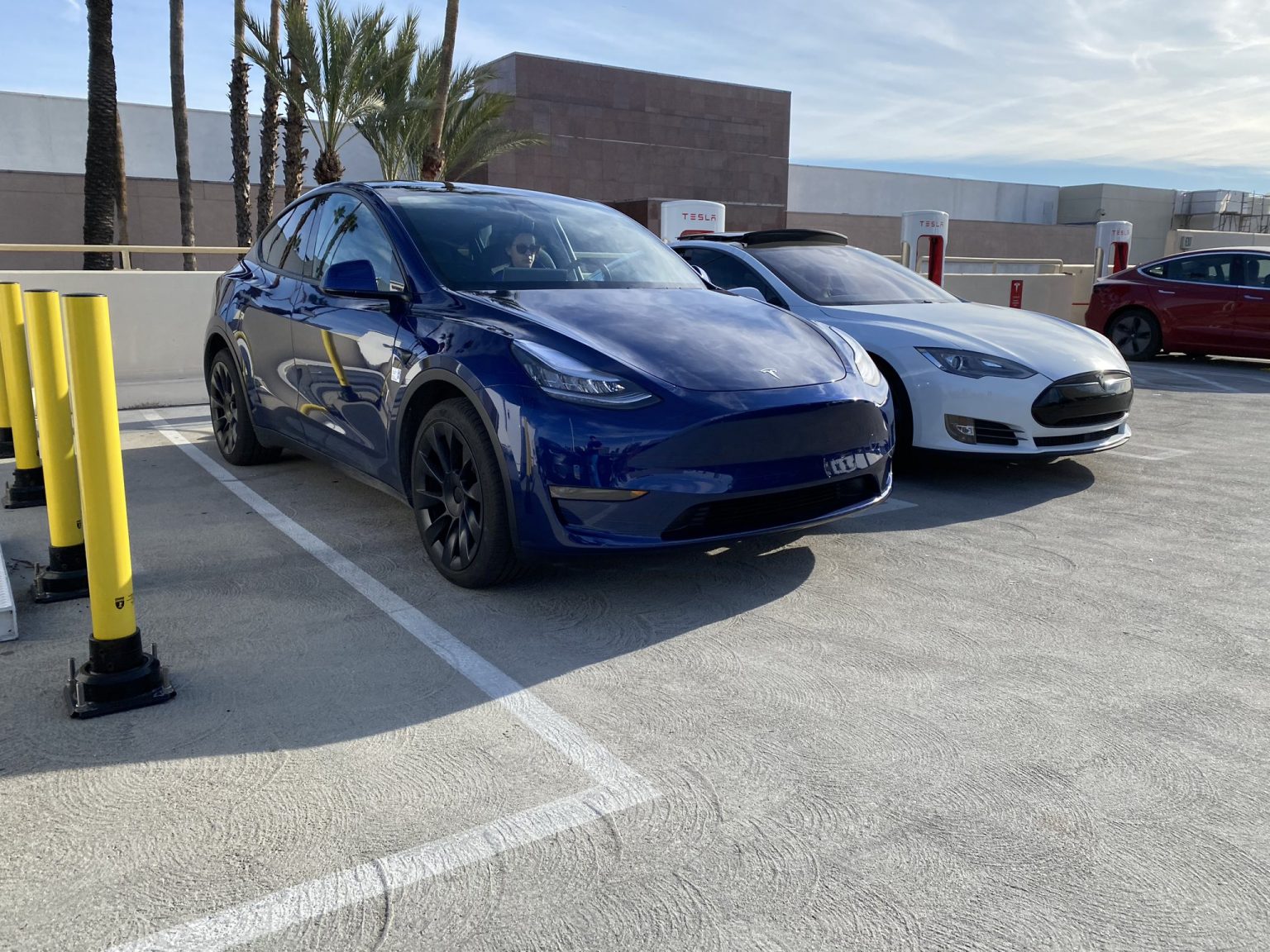 White Dual Motor Performance Model Y spotted in California - Drive Tesla