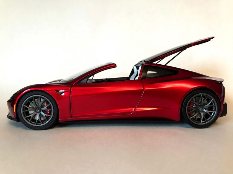 Up close look at the Tesla Roadster 1:18 scale diecast - Drive Tesla