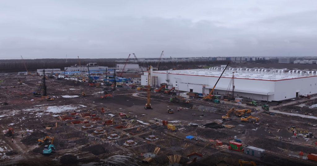 Tesla Giga Texas construction continues at rapid pace as first ...