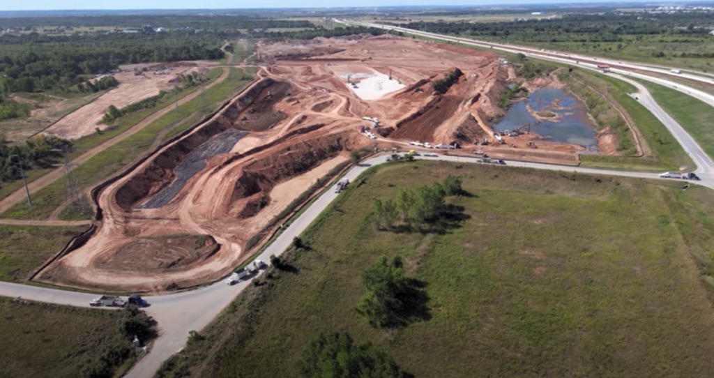 Tesla Cybertruck prototype gets walk-around at Giga Texas [Video ...