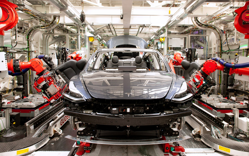 More changes than just new headlights and power trunk coming to the ...