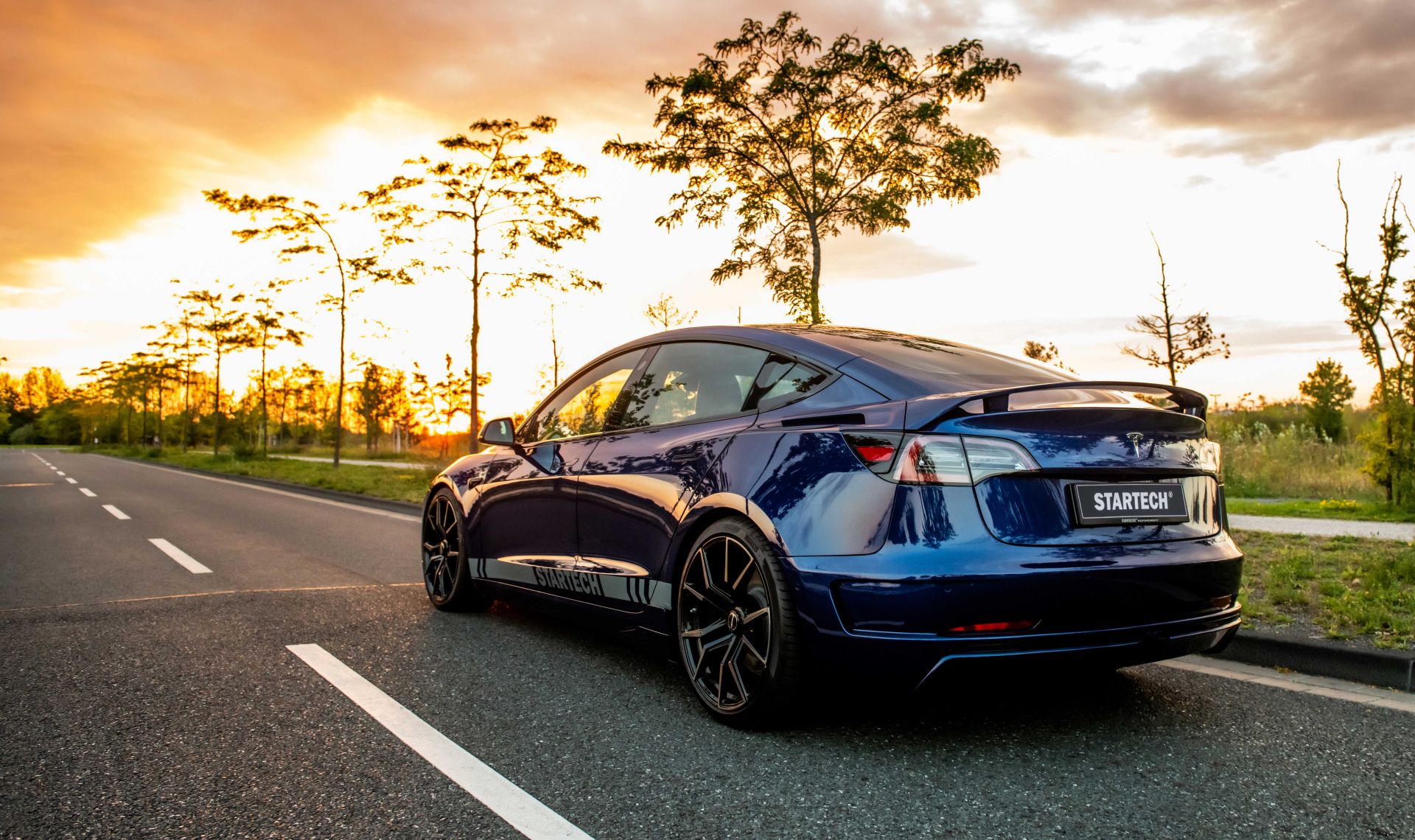 Startech Tesla Model 3 - Extreme Makeover Edition - Drive Tesla