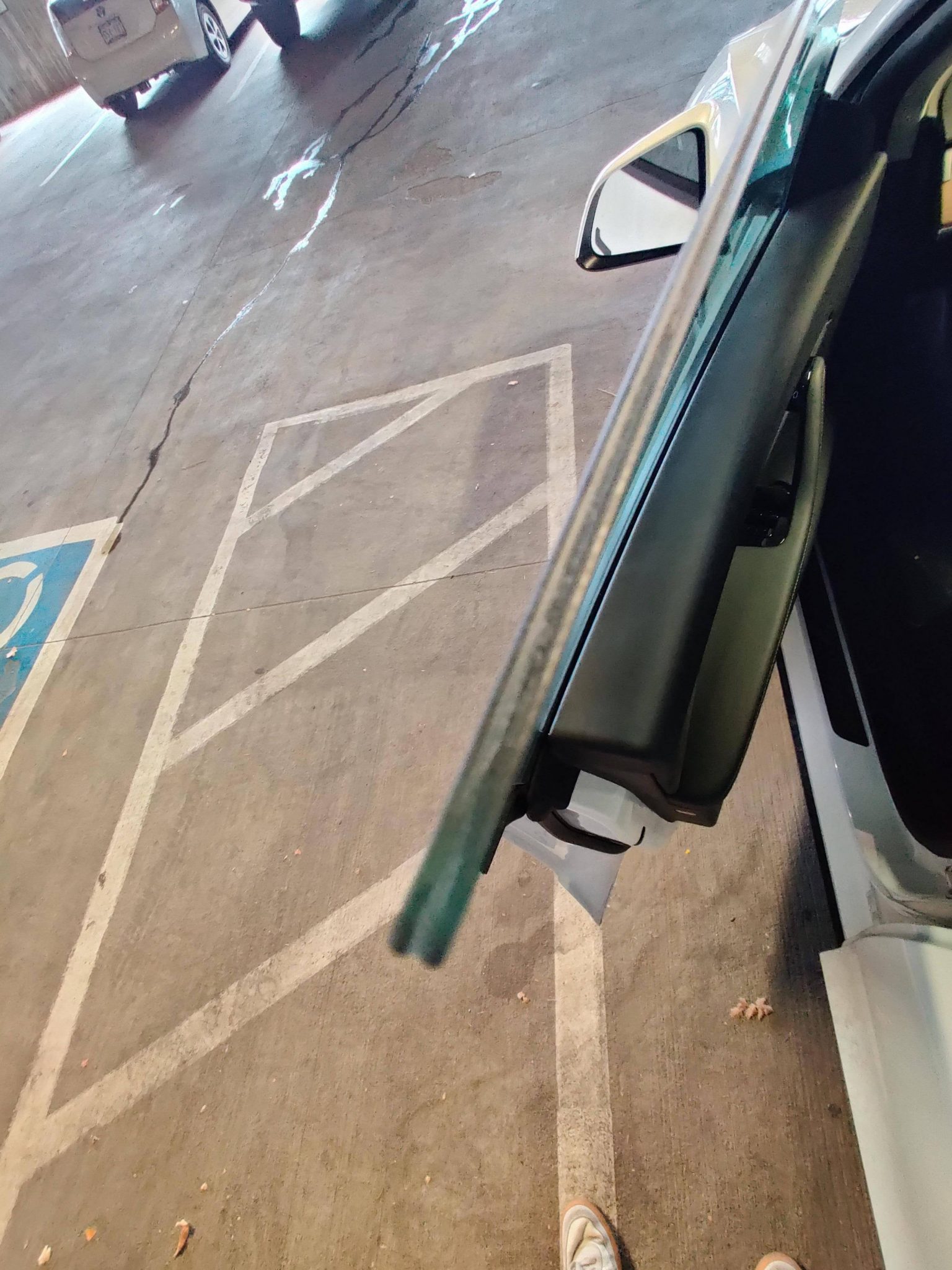 Tesla Model Y now comes with double pane windows [Update] - Drive Tesla