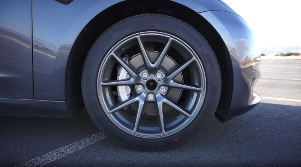 Tesla Model S Arachnid wheels look great, but result in significant ...