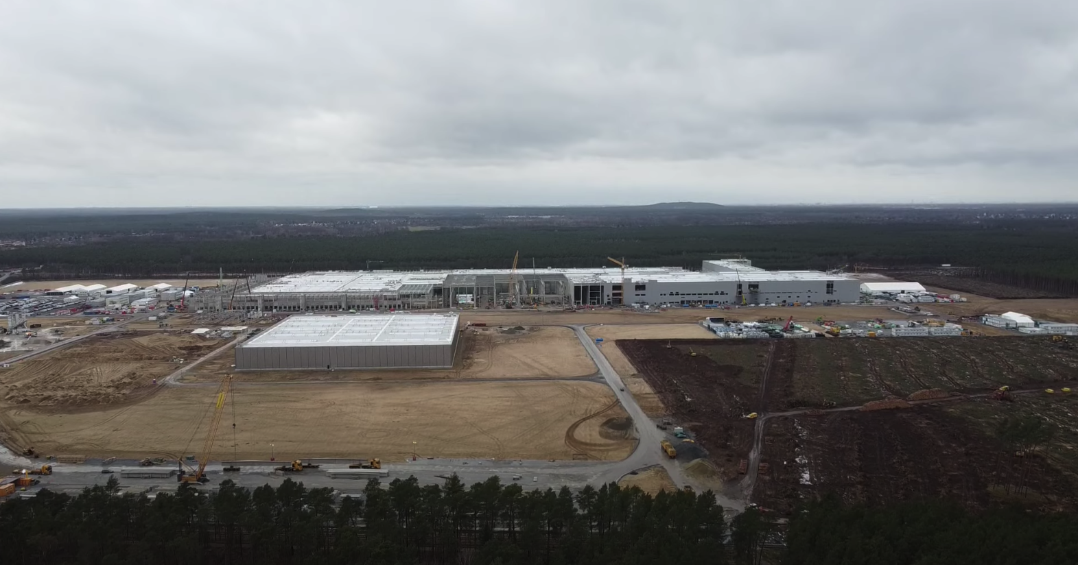 Tesla Giga Berlin construction update shows massive buildings getting ...