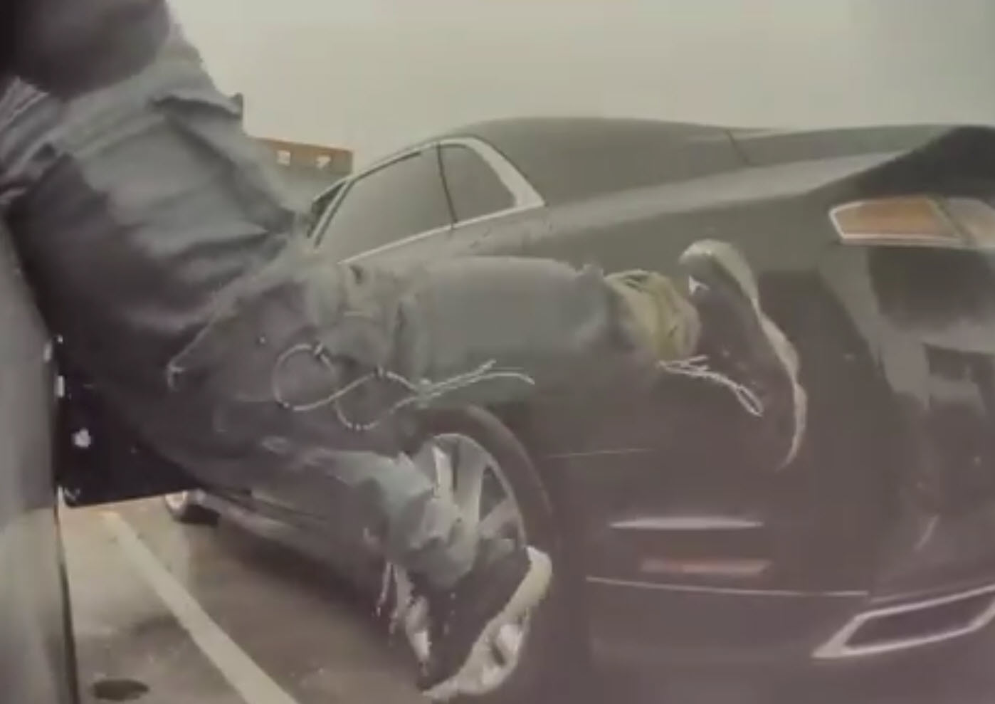 Sentry Mode perfectly captures thief breaking into Tesla Model 3 ...