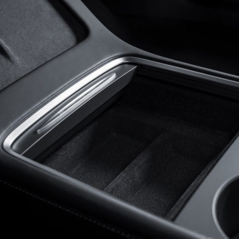 Tesla adds Center Console tray to online shop for refresh Model 3/Y ...
