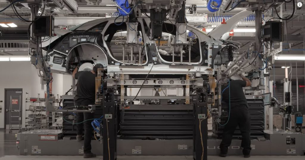 Lucid delivers first Dream Edition vehicles - Drive Tesla