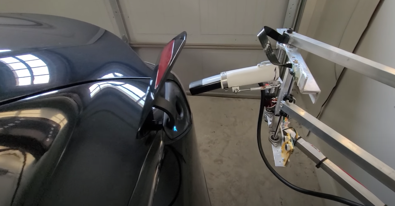 Tesla Model 3 owner creates DIY snake charger - Drive Tesla
