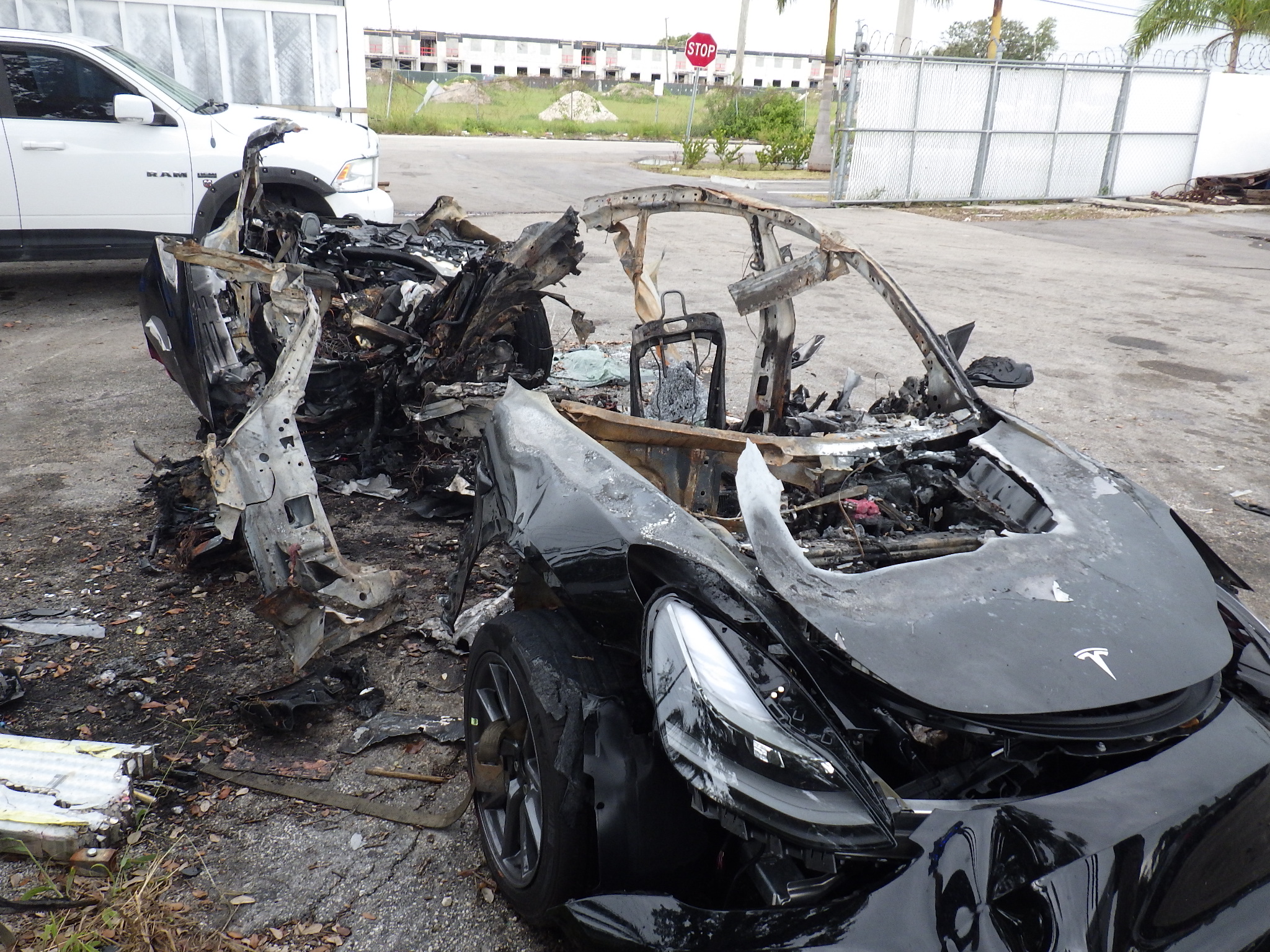 Tesla sued over claims of suspension failure in 90mph crash that killed ...