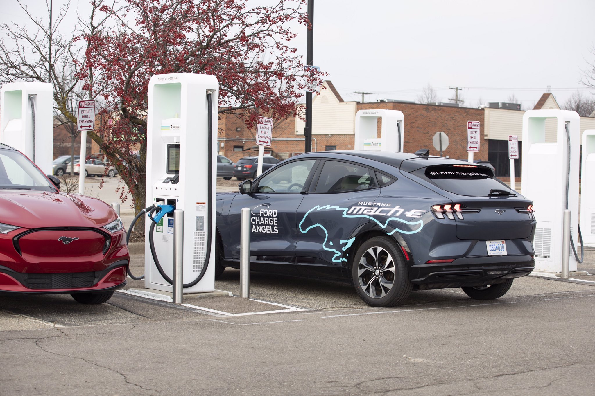 'Ford Charge Angels' spotted for the first time - Drive Tesla