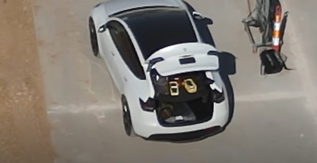 Giga Texas Model Y to include Parcel Shelf and Cargo Hooks - Drive Tesla