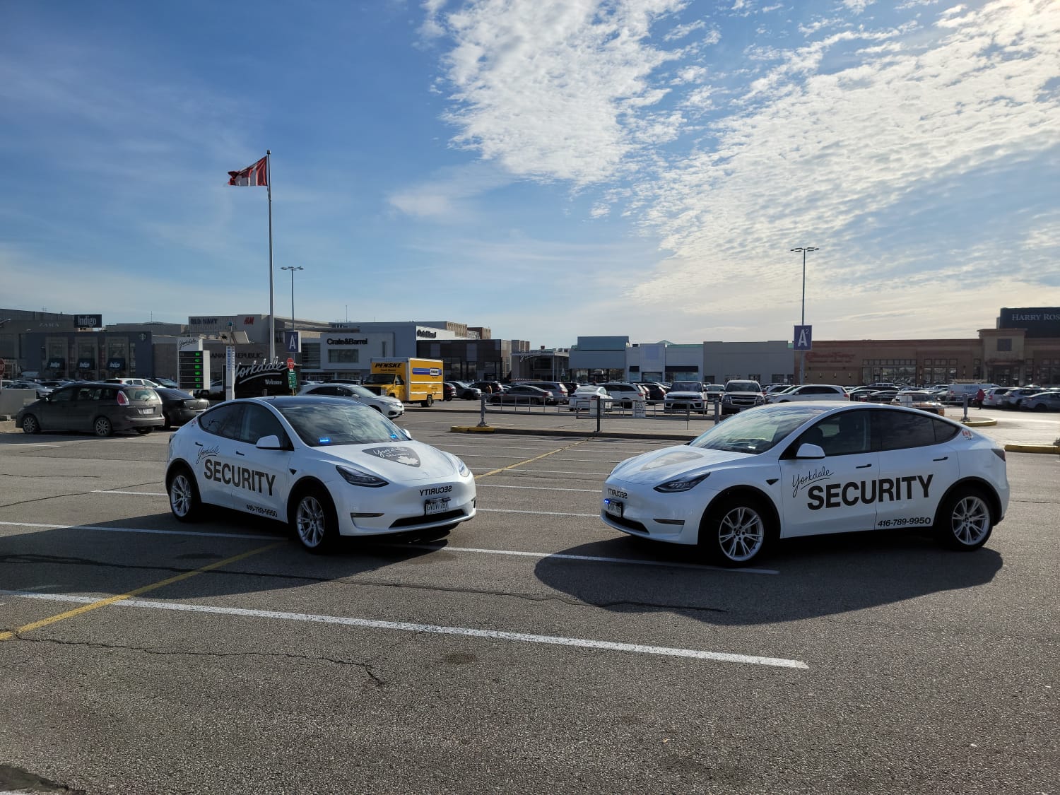Toronto's Yorkdale Shopping Centre employs fleet of Tesla Model Ys for ...