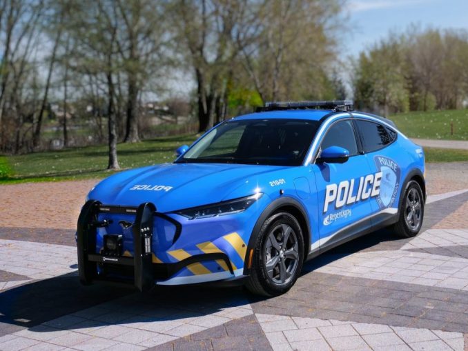 Logan Police Department unveils Tesla Model Y cruiser - Drive Tesla