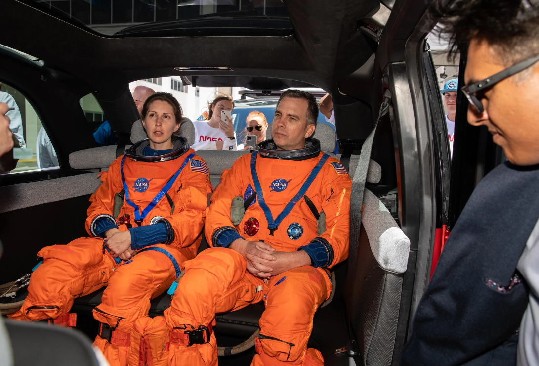 NASA testing Canoo’s EV for transporting NASA astronauts - Drive Tesla