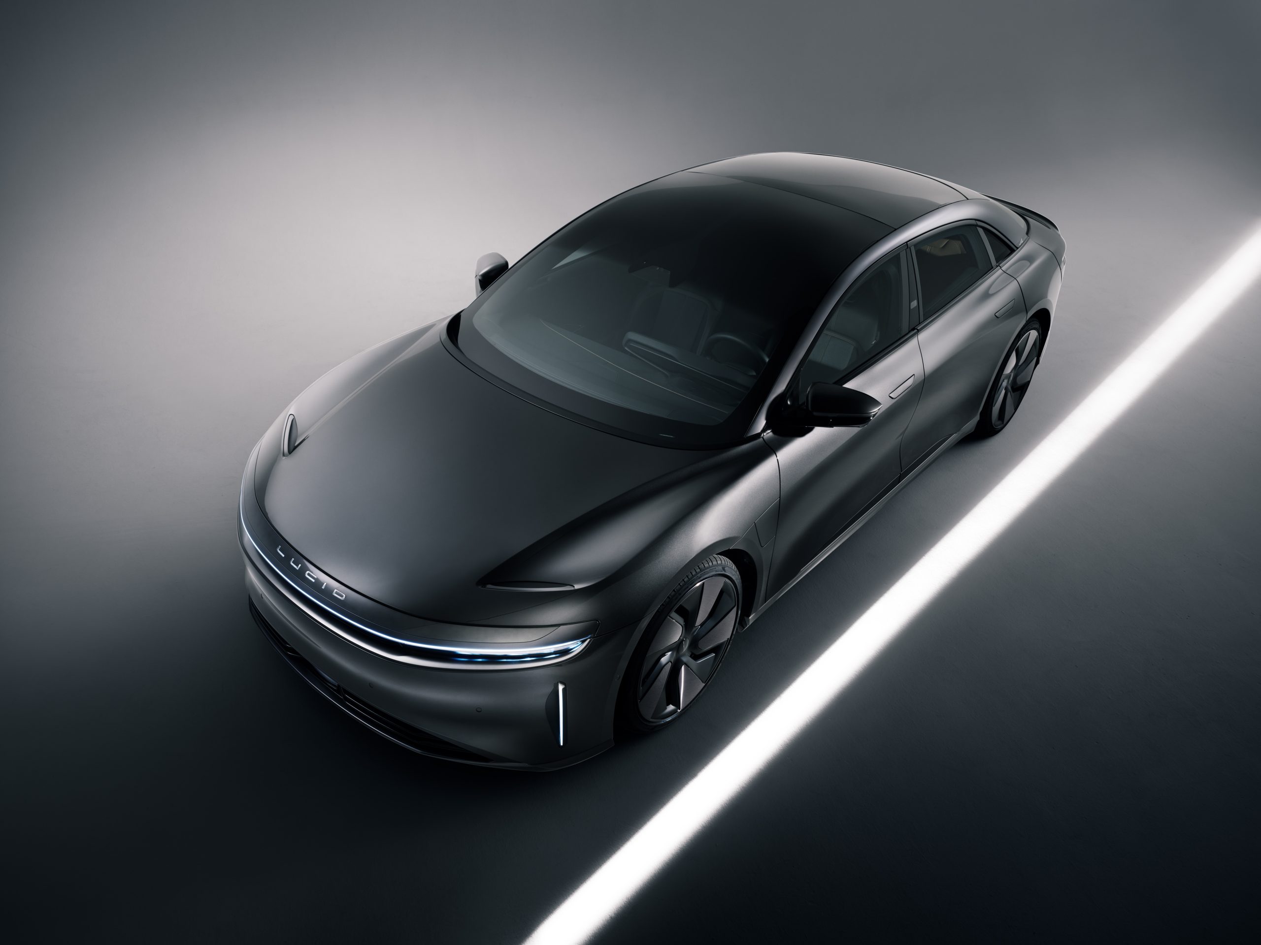 Lucid introduces the Stealth exterior design theme - Drive Tesla