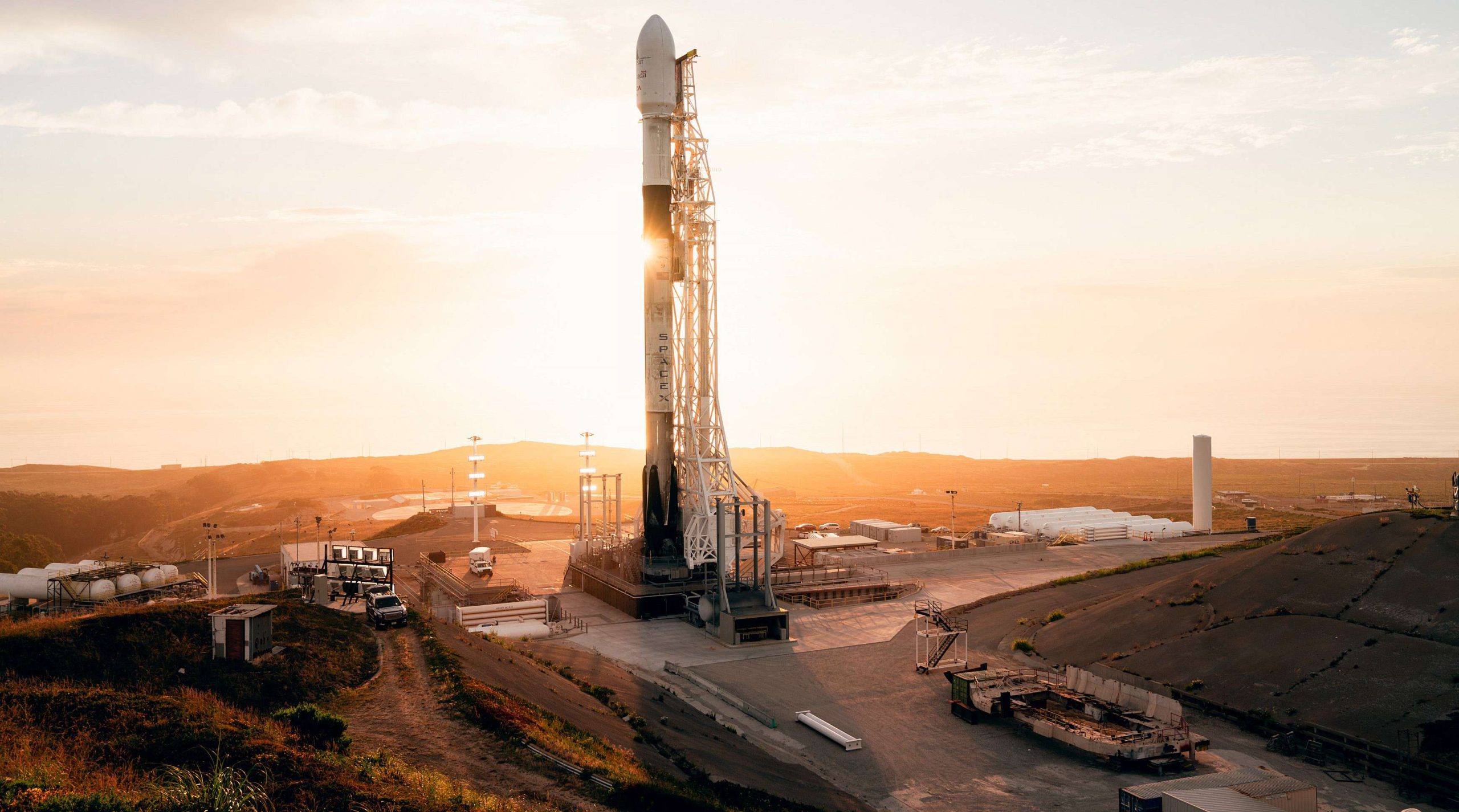 Spacex Plans To Launch Second Gen Starlink Satellites This Month