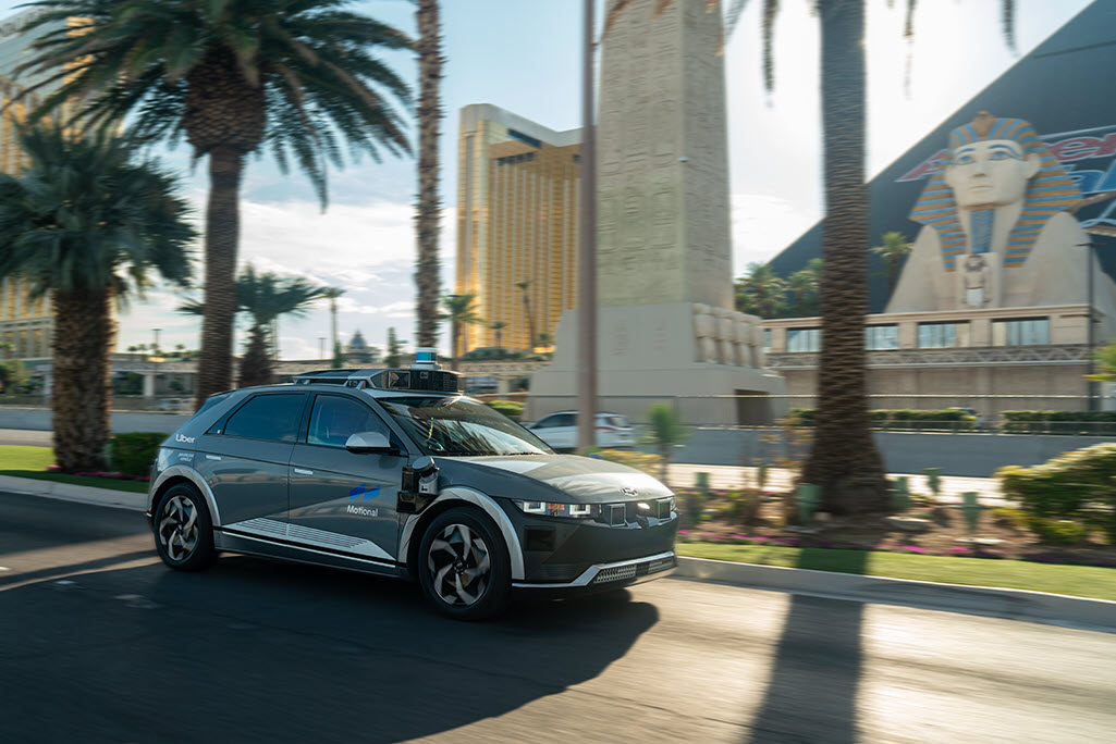 Uber partners with Motional for robotaxi service in Las Vegas - Drive Tesla