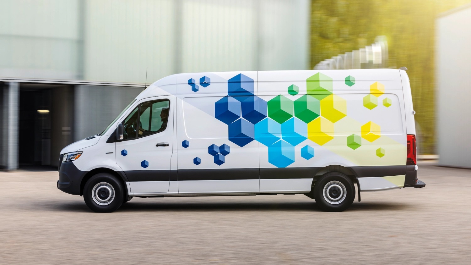 Mercedes-Benz to release new all-electric eSprinter van in North ...