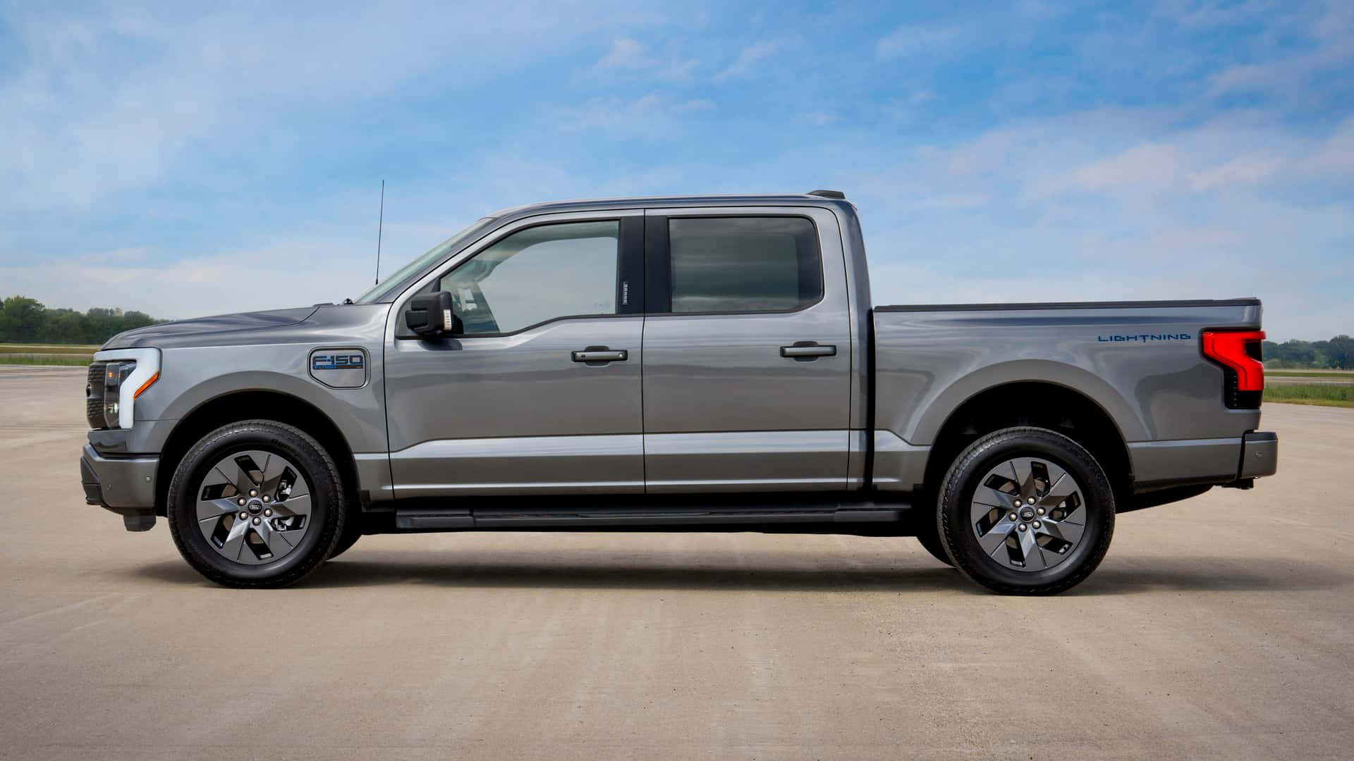 Ford adds F-150 Lightning Flash to lineup - Drive Tesla