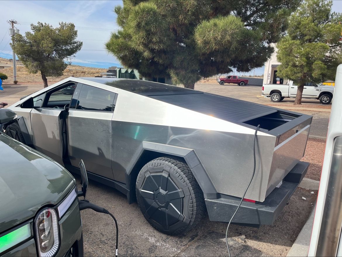 Tesla Cybertruck spotted charging Rivian R1T - Drive Tesla