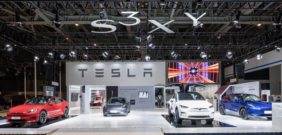 Tesla Scouts Locations for First Showrooms in India - Drive Tesla