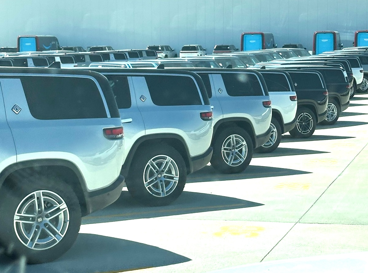Rivian Expected to Unveil Refreshed R1S and R1T Models on June 6 ...