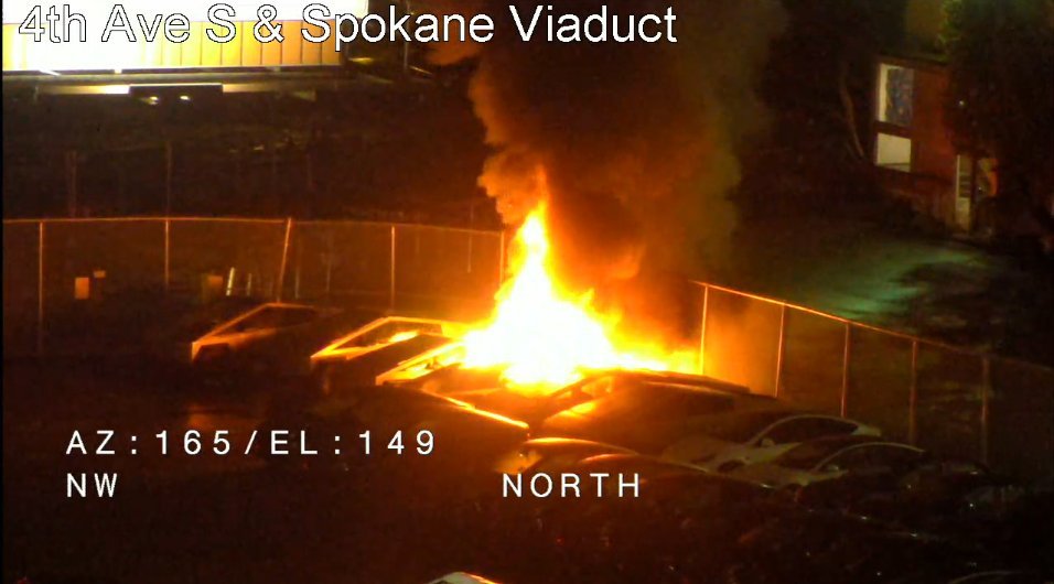 Four Tesla Cybertrucks destroyed by fire in Seattle, reporter ...