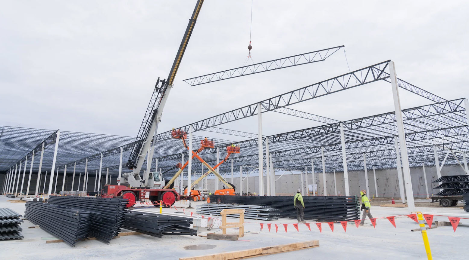 Rivian ahead of schedule on R2 factory expansion - Drive Tesla