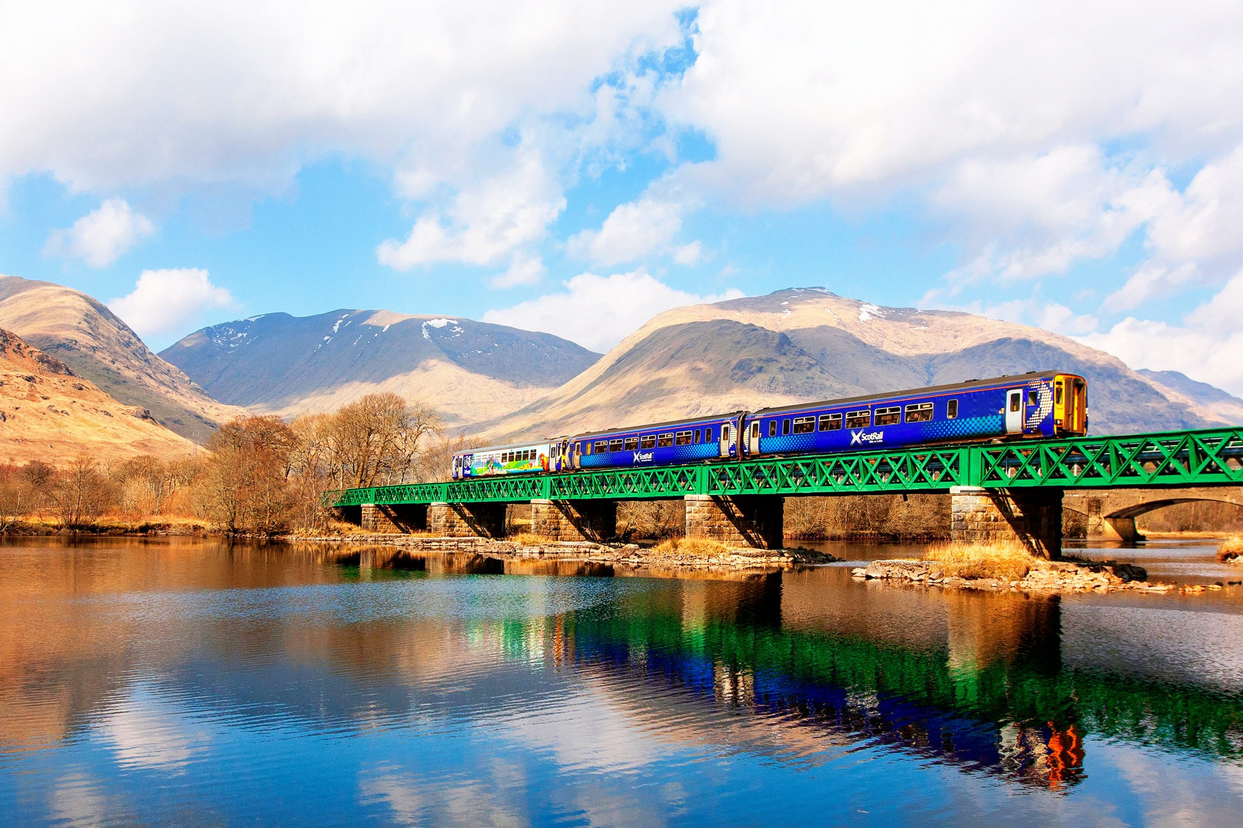 ScotRail Launches Starlink Trials to Boost Connectivity on Remote Train ...