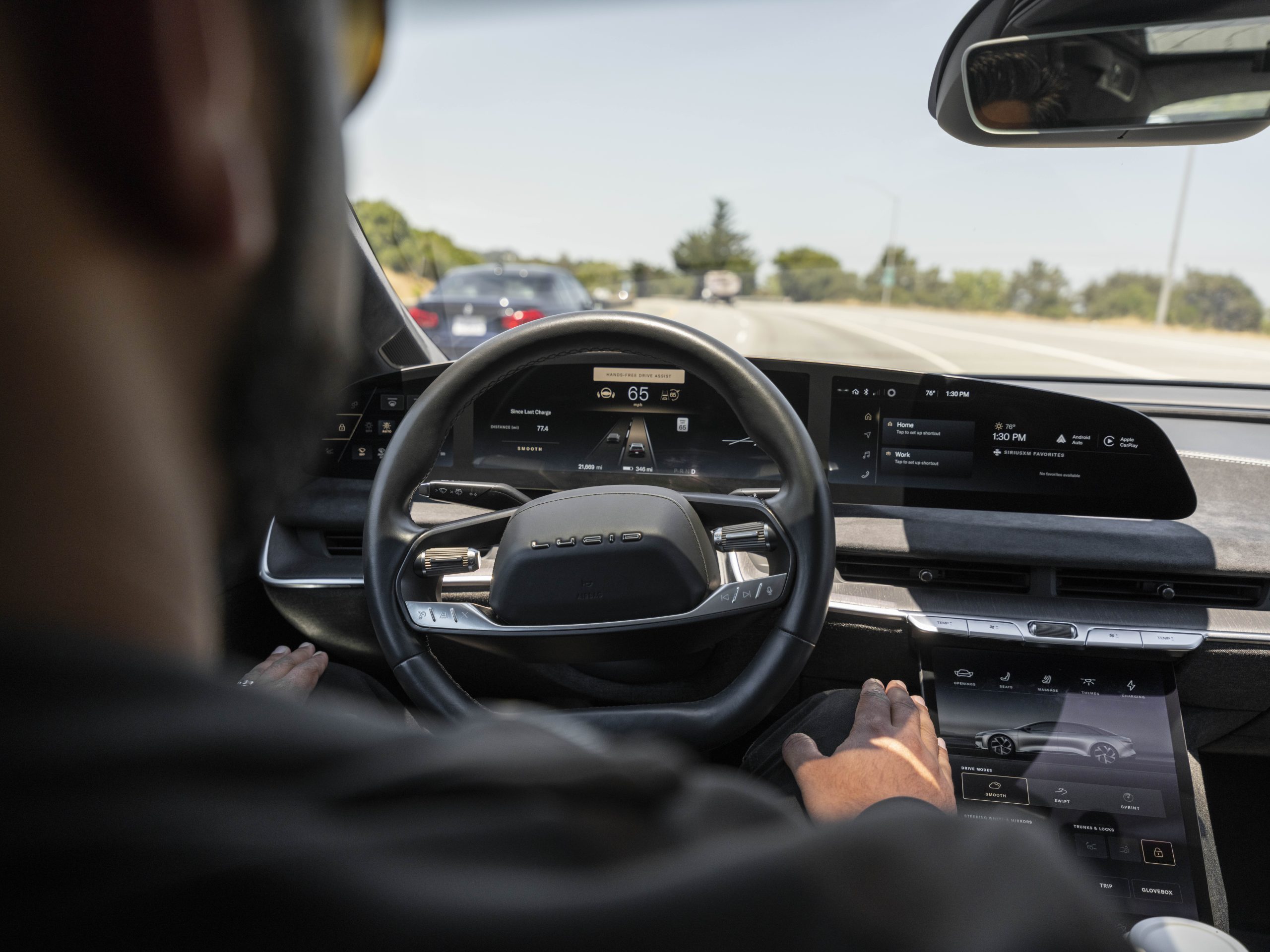 Lucid Brings Hands-Free Driving to DreamDrive Pro [VIDEO] - Drive Tesla