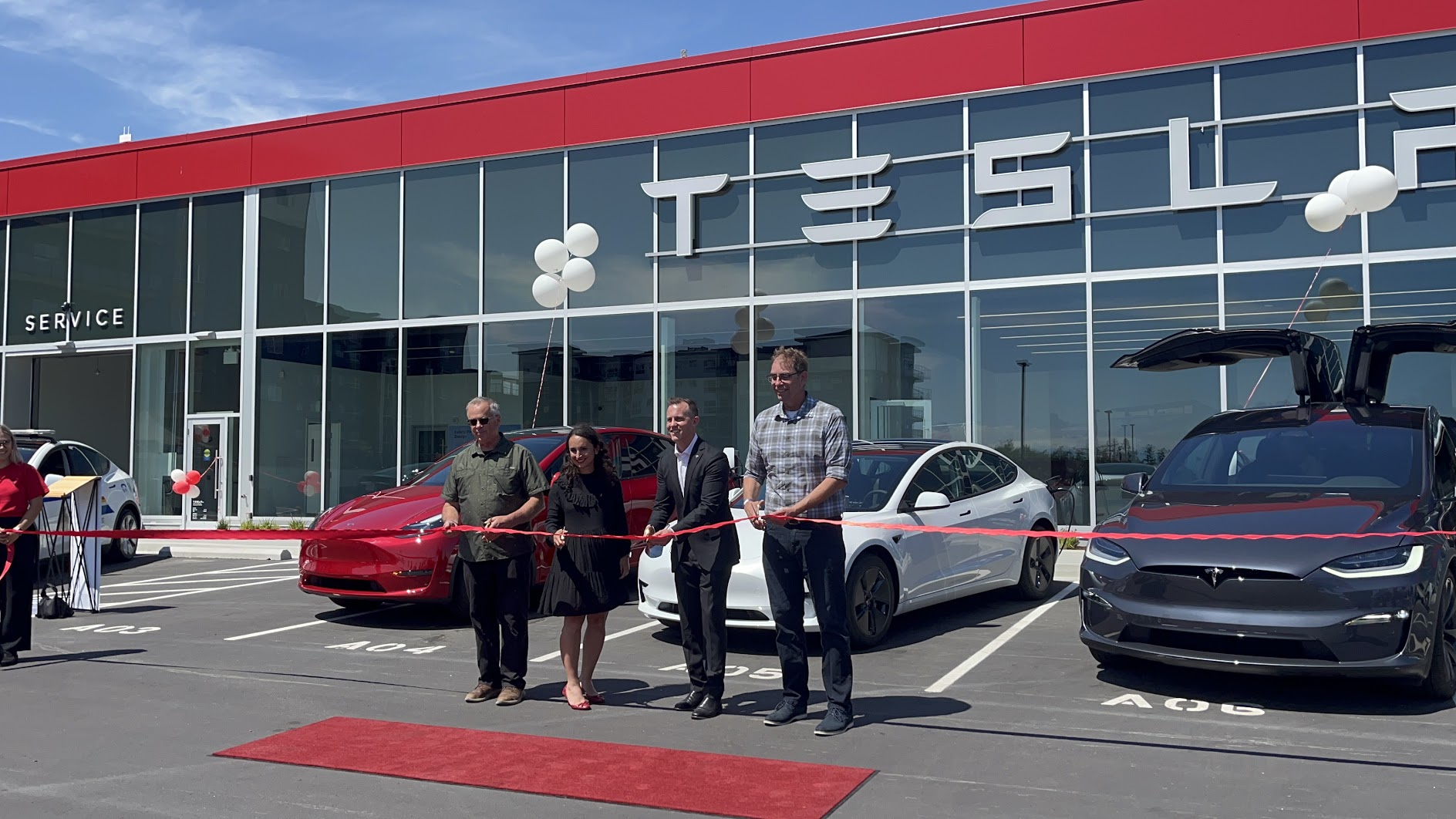 Tesla’s Canadian Sales Director Fereshteh Zeineddin departs after nine ...