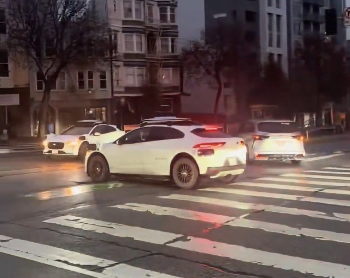 Waymo’s Robotaxi Fleet Shuts Down and Traffic Chaos Ensues During San Francisco Power Outage ...