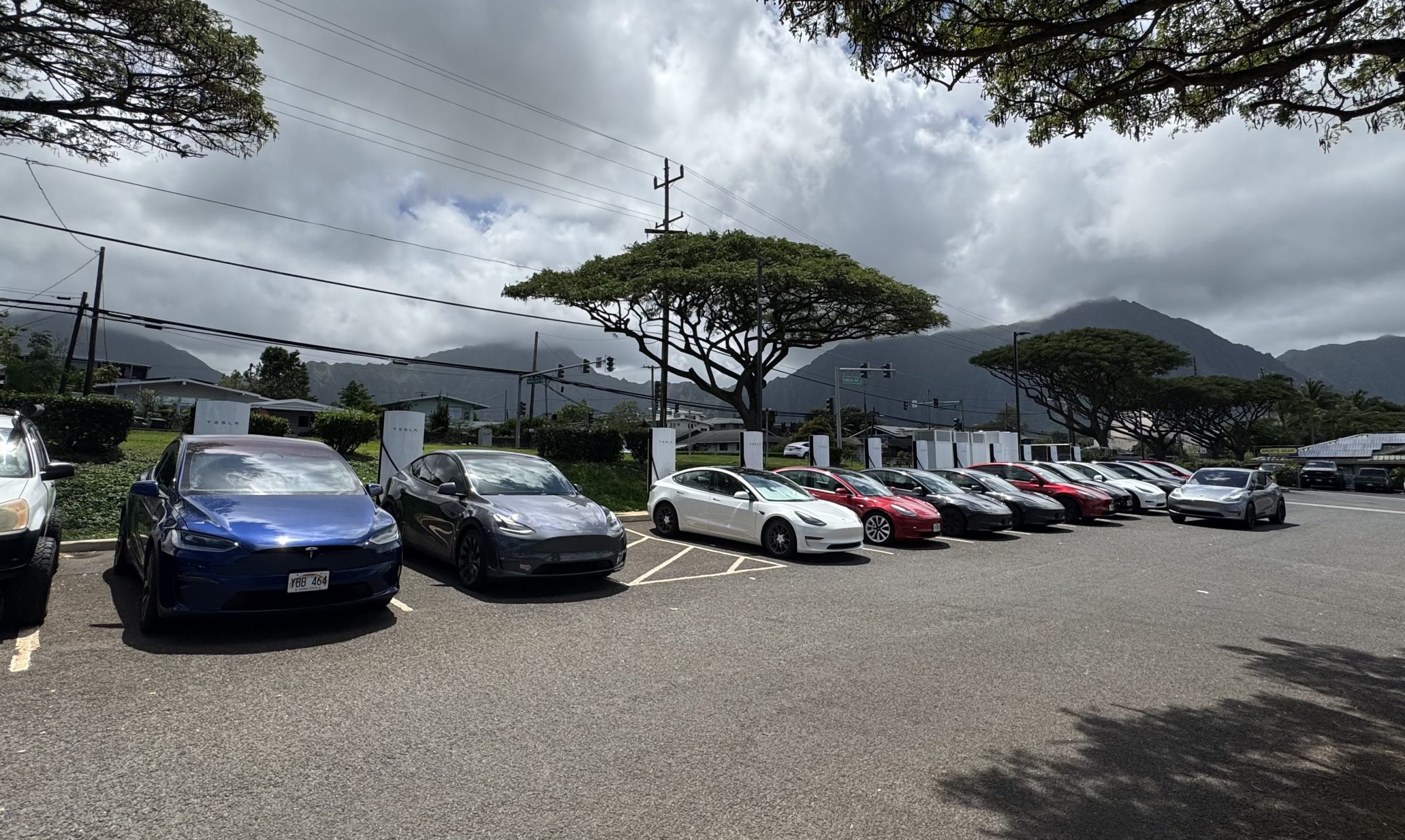 Tesla to more than double Supercharger network across Hawaii - Drive Tesla